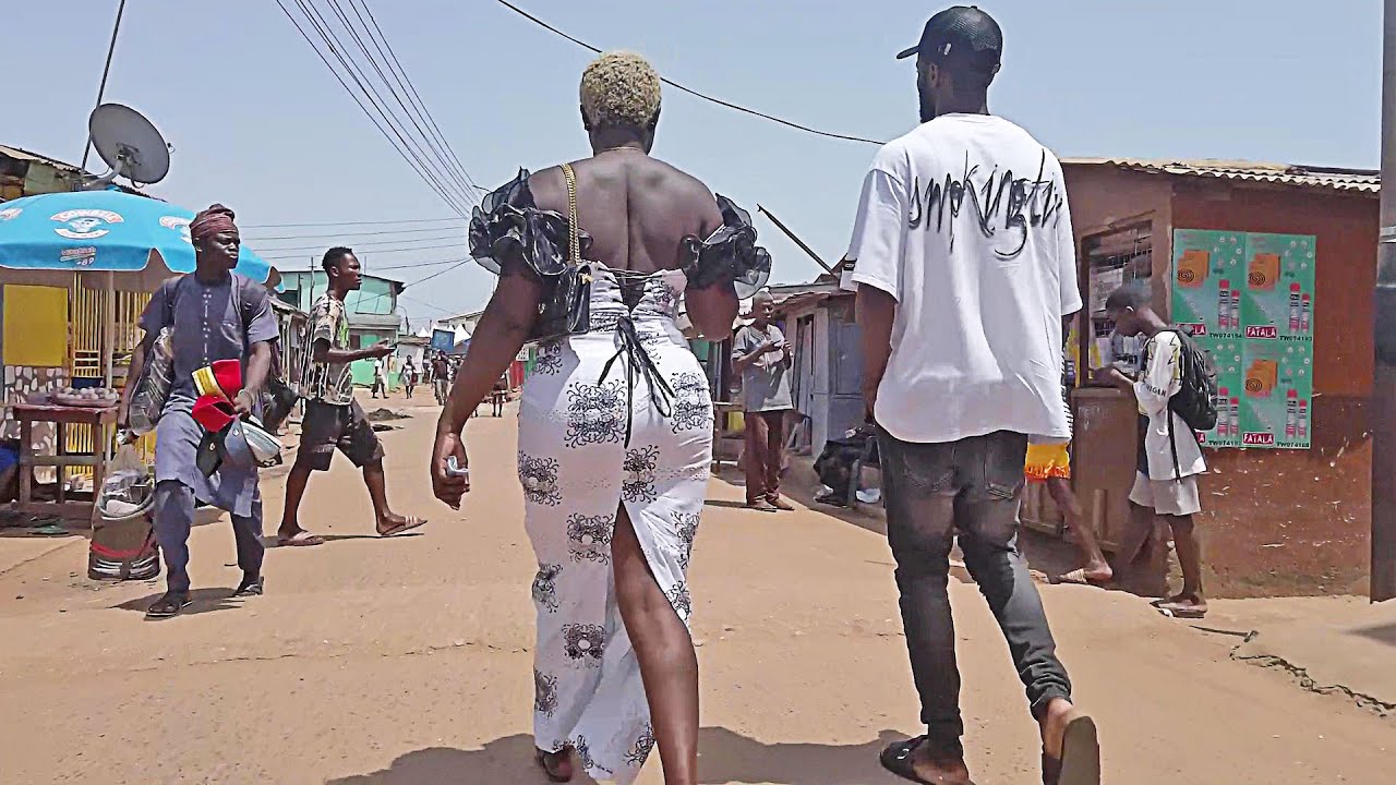 LIFE INSIDE AFRICAN LOCAL COMMUNITY - YouTube