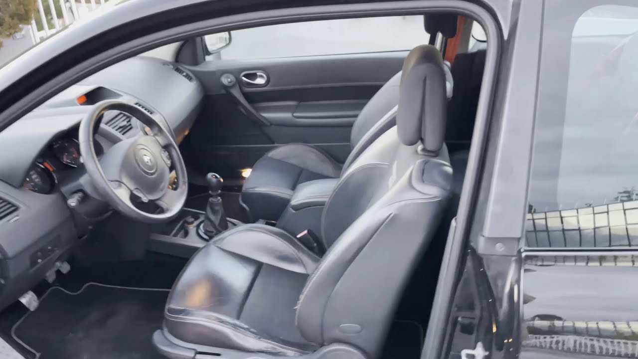 Renault Megane RS - 2005 - YouTube