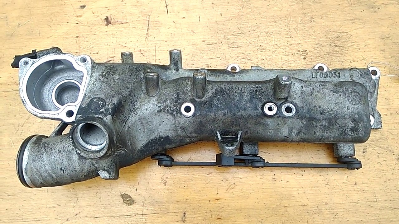Впускной коллектор правый Мерседес w212 2010 Om 642 2010 A6420901137 ...
