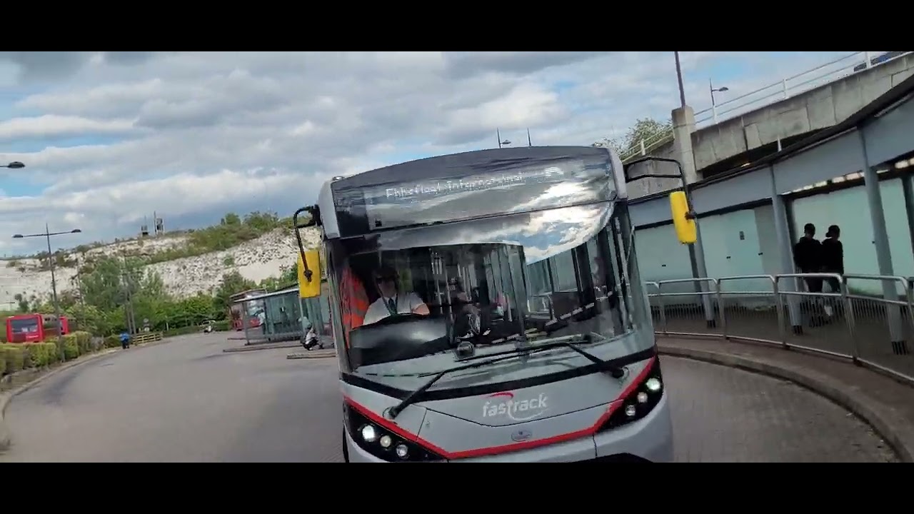 FASTRACK BUS ROUTE B COMING INTO BLUEWATER BUS STATION - YouTube