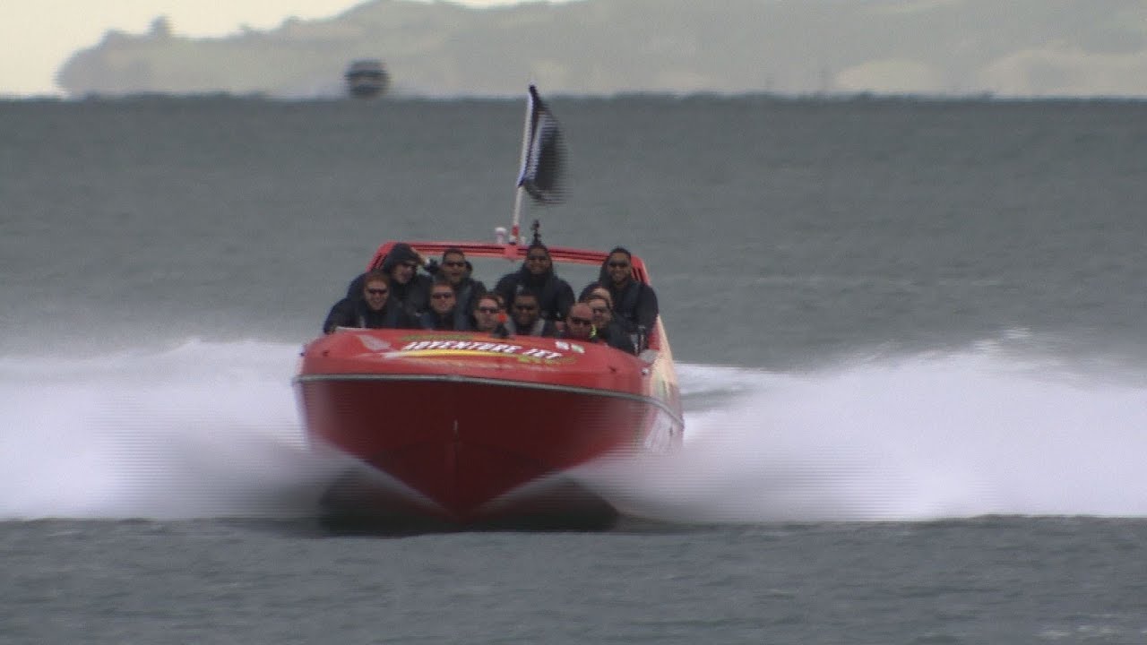 Roosters jet boat Auckland - YouTube
