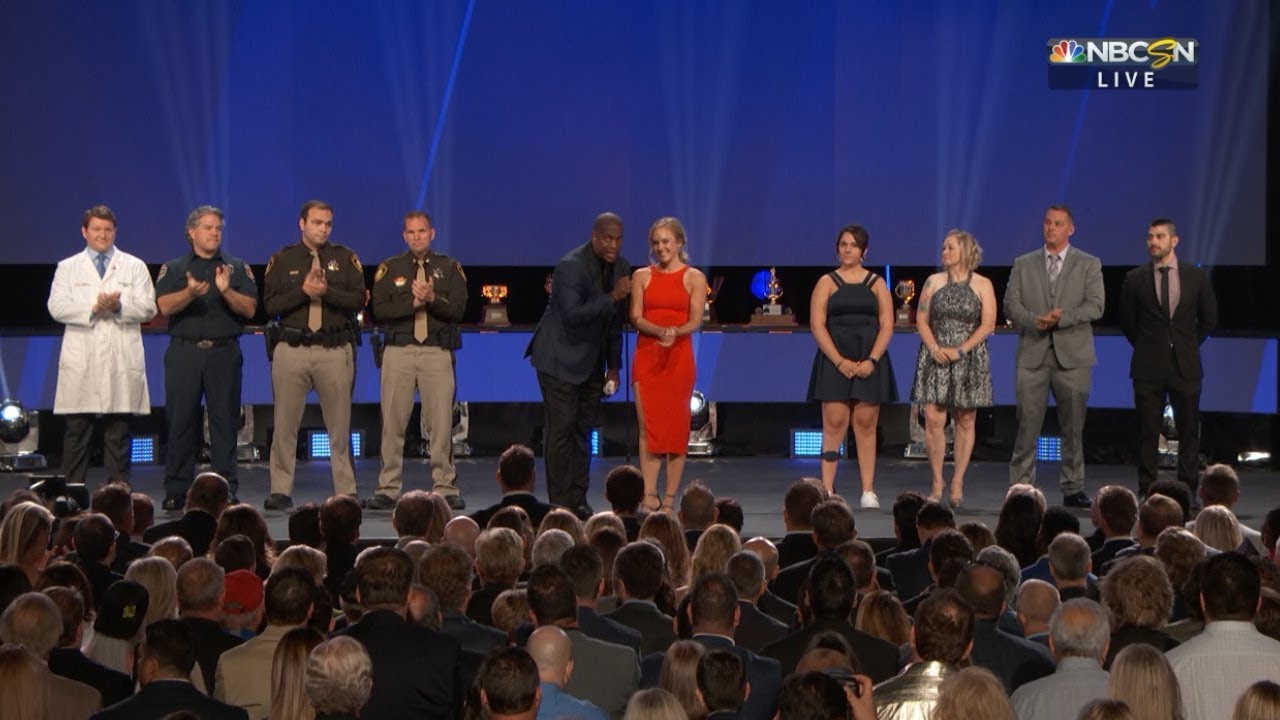 Las Vegas first responders join Golden Knights at NHL Awards - YouTube