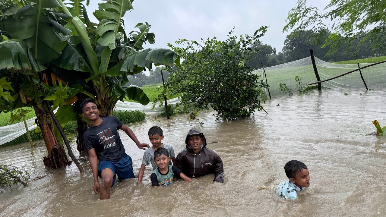 Children enjoying the rain viral video | Bathing in the rain #rain # ...