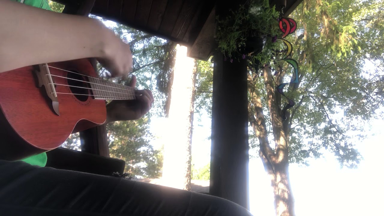 Most Beautiful Ukulele song - YouTube