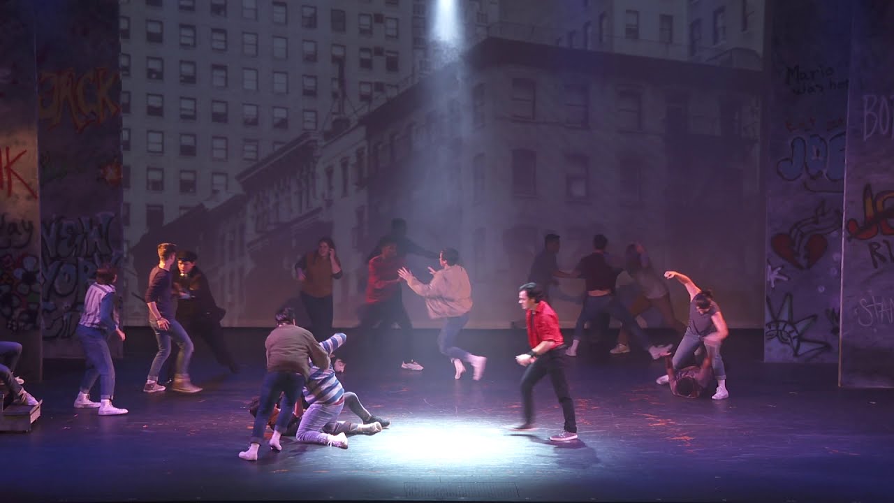 The 30 Best Musicals for High School - The Ultimate Guide - Musical Mum