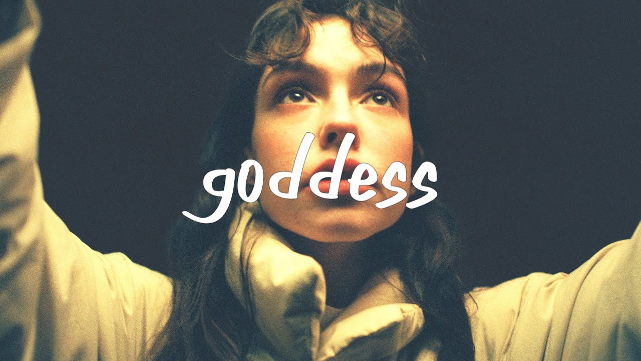 Laufey - Goddess (Lyrics) - YouTube