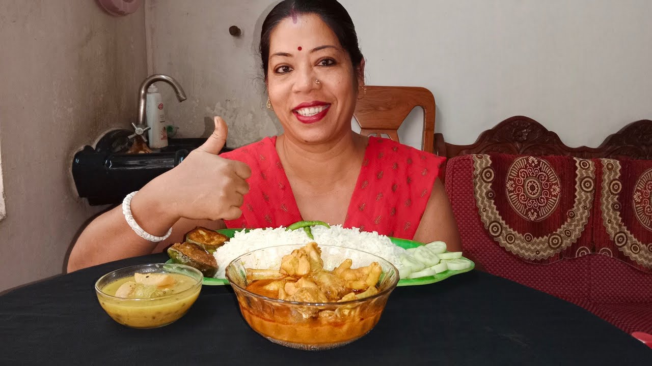 chicken Lal jhol dal begun vaja salad 🥗 Eating show - YouTube