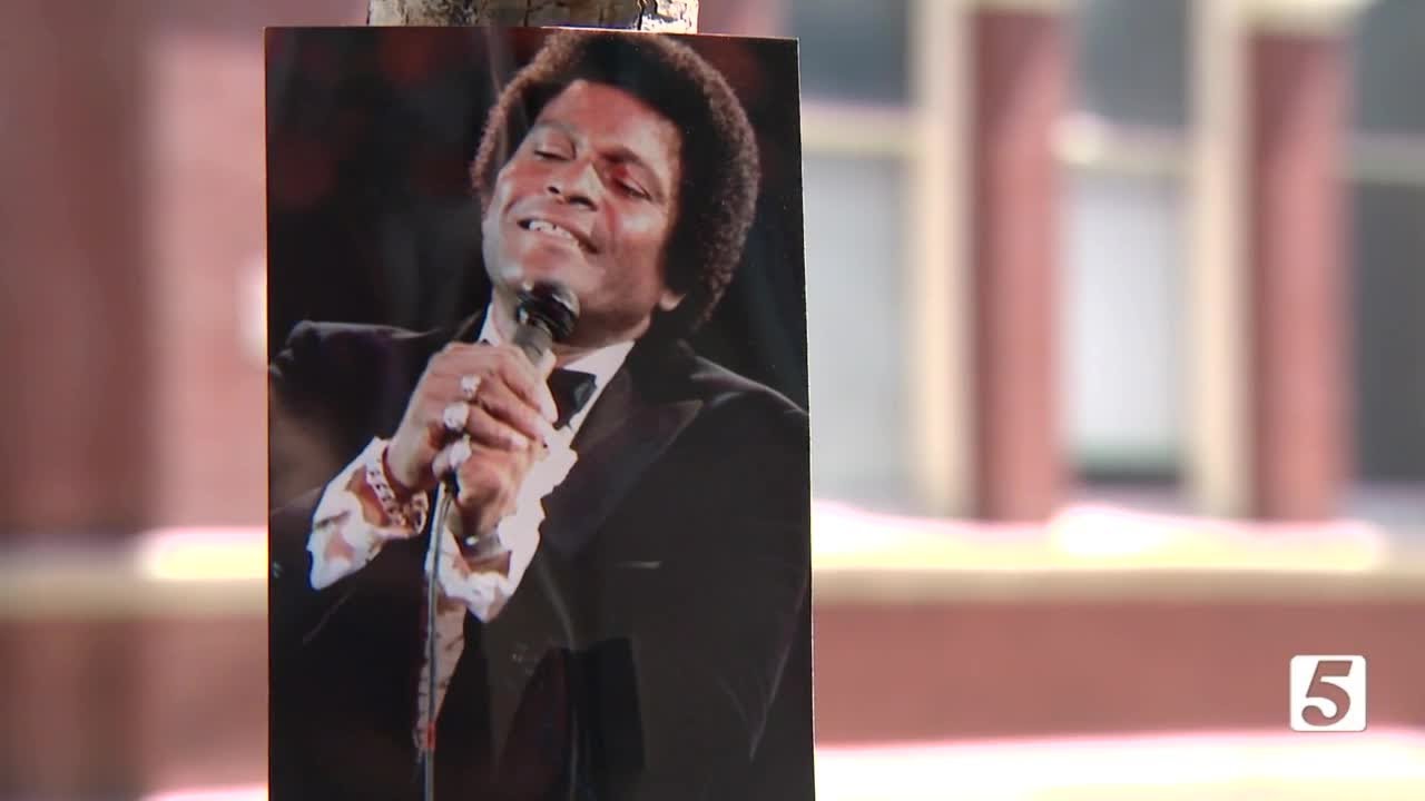"It would mean a lot to him" Family of Charley Pride unveil statue on ...