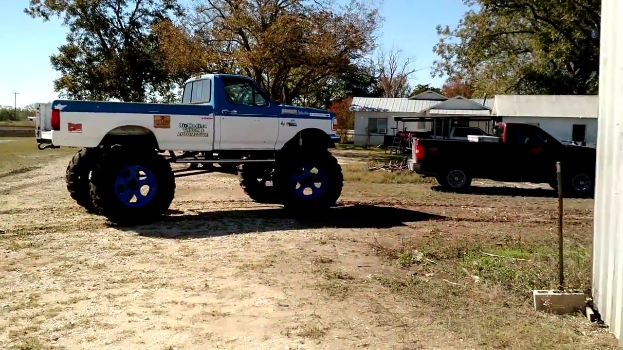 Ford Mega Truck Big Block Ford - YouTube