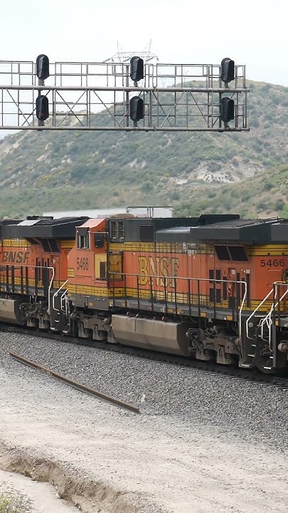 BNSF 6783 WB Q TRAIN MP 62.4 CAJON SUB 6-7-2023 - YouTube