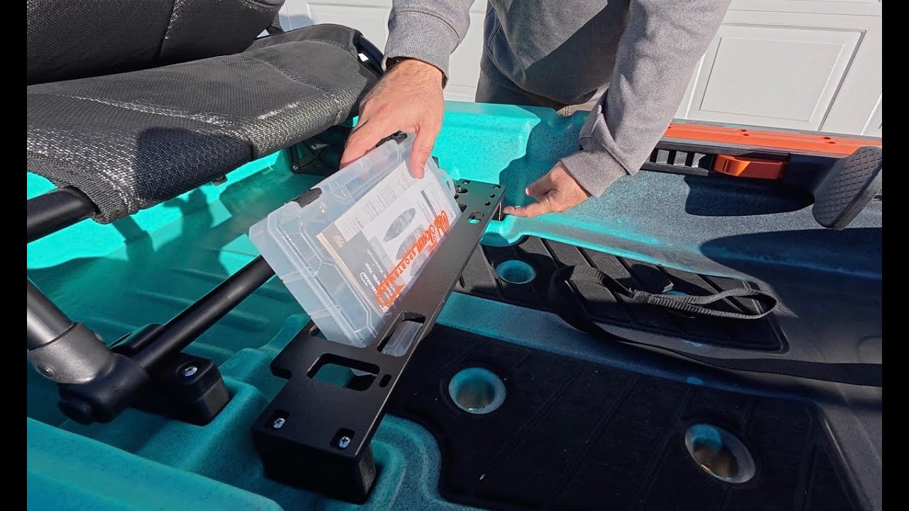 Old Town 106/120 Paddle Kayak Tool Holder - YouTube