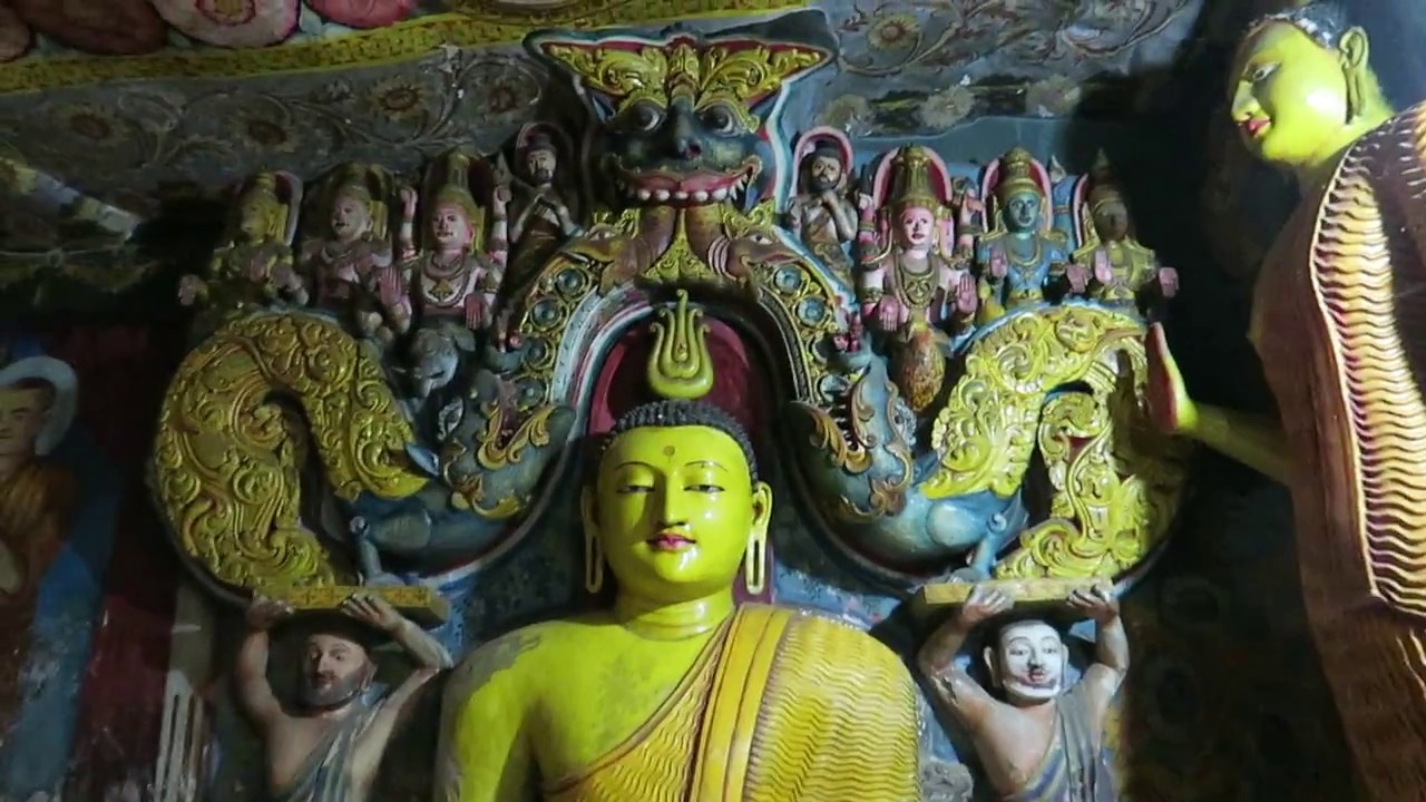 Aluviharaya Rock Cave Temple (Hell Temple) in Aluviharaya, Sri Lanka ...