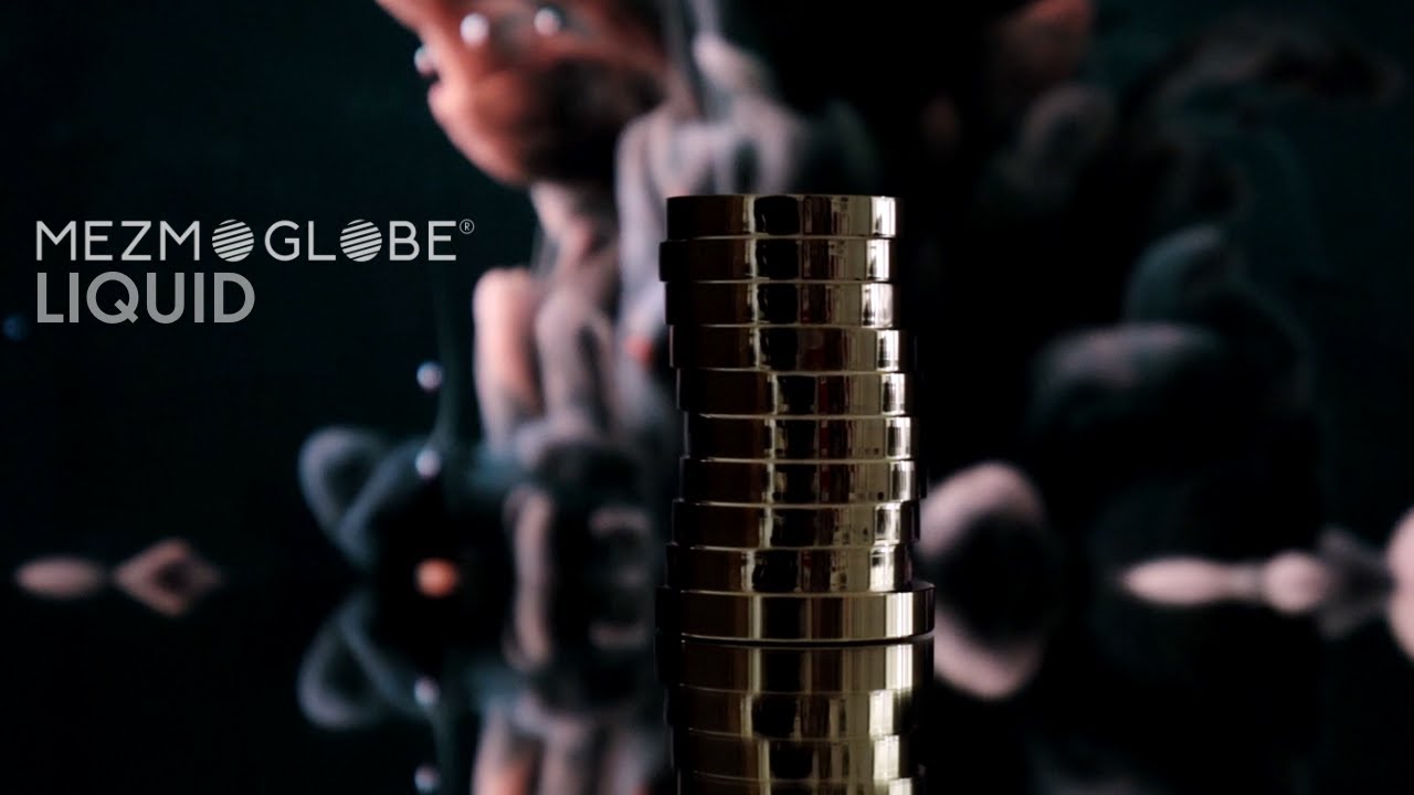 The Mezmoglobe Liquid Desk Toy Will Hypnotize You as It Spins