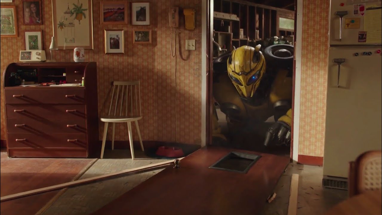 Bumblebee house scene - YouTube