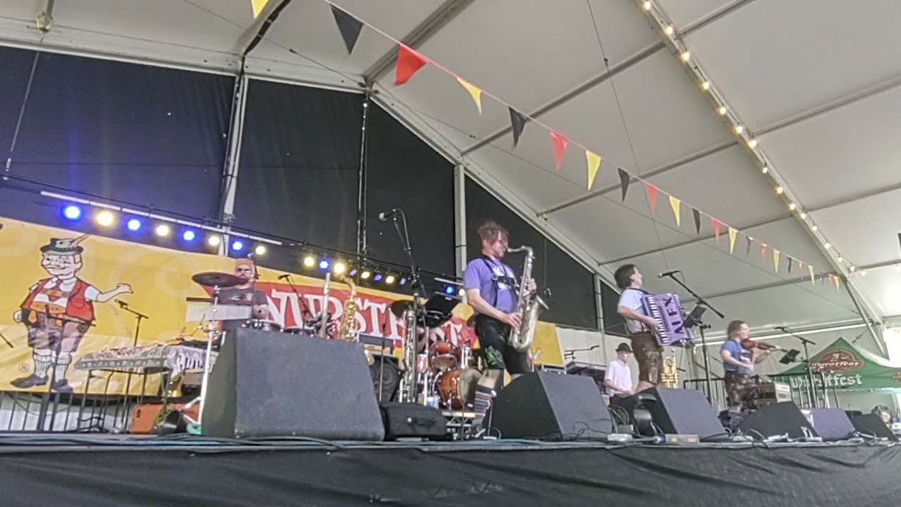 Alex Meixner Band, "Schützenliesel" at Wurstfest 11-3-24 - YouTube