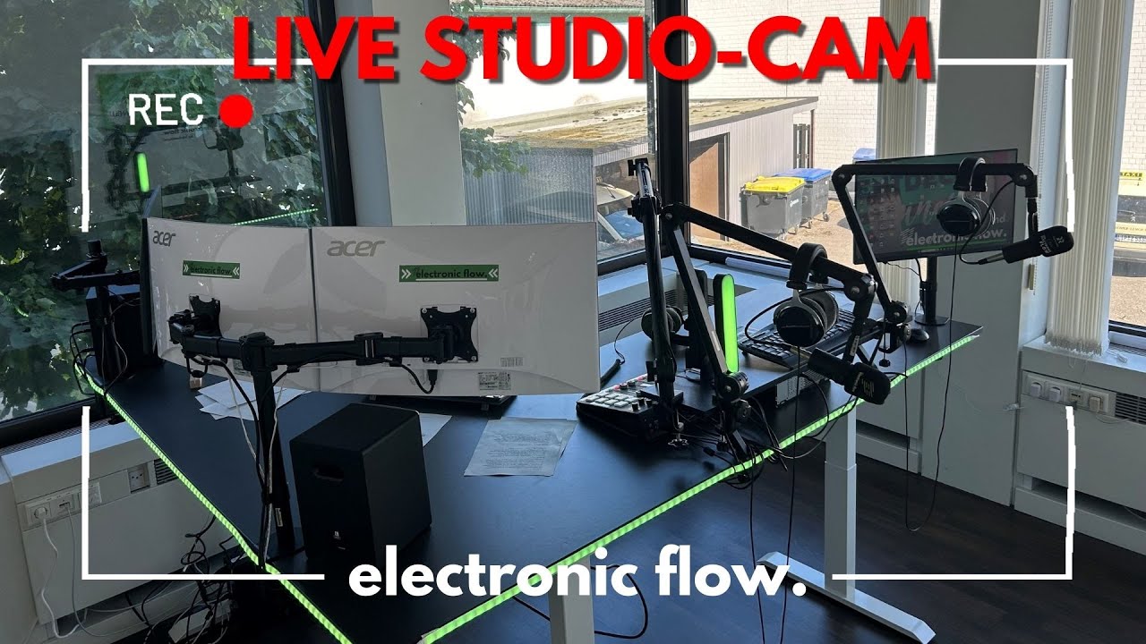 LIVE WEBCAM Studio Lemgo - YouTube