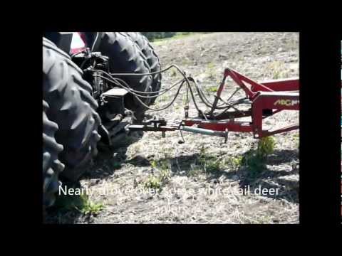Working Summerfallow with the 7130. - YouTube