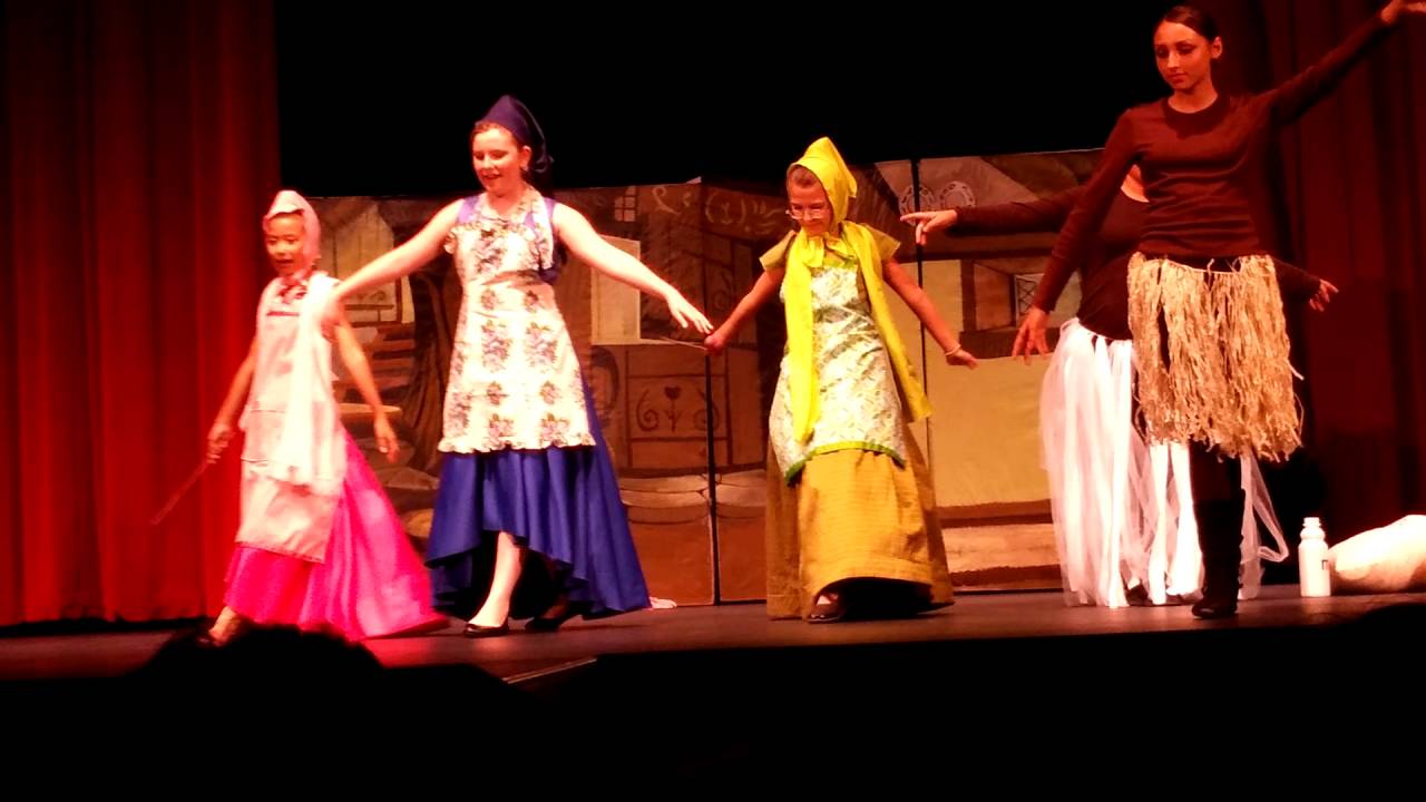 Mary Fleck "A Little Magic Now" - YouTube