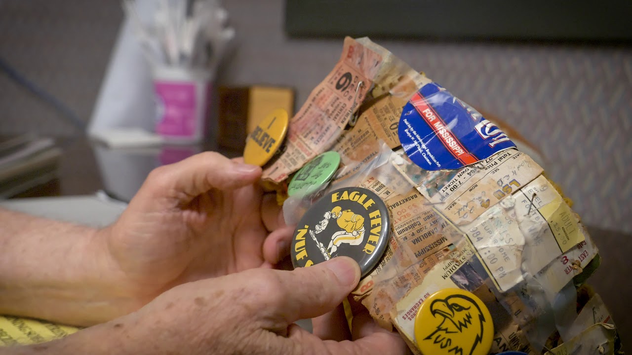 Two Bits reflects on his legacy - YouTube