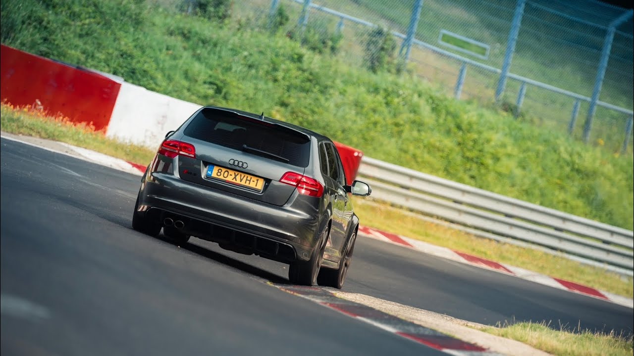 Audi RS3 Sportback 2.5 TFSI S-Tronic Nürburgring Grand Prix Track 1:58 ...