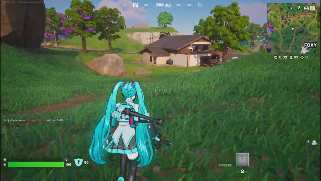 "Hide...hide...HIDE!!!" - Miku. - YouTube