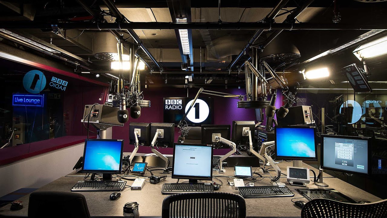 Scully Bone - Never Compromised (live vid) - YouTube