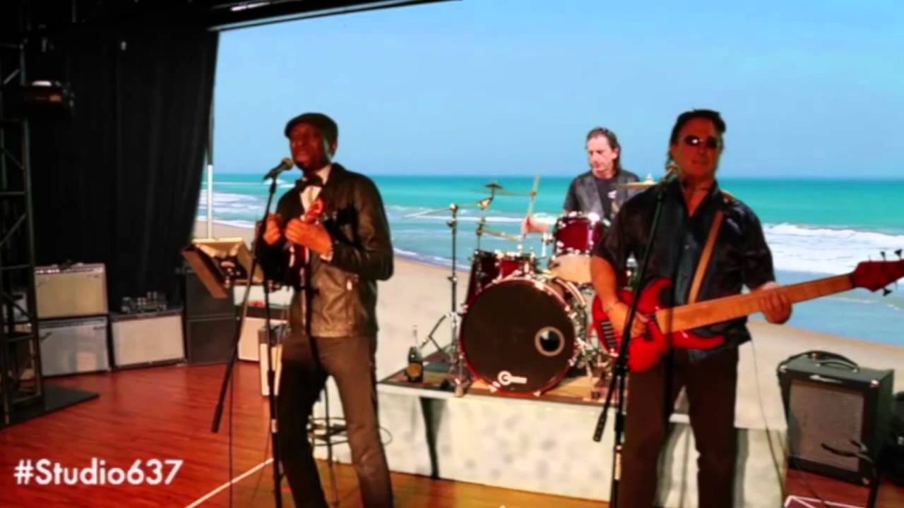 Jack Tracy CD Single Release California Beaches (LIVE) - YouTube