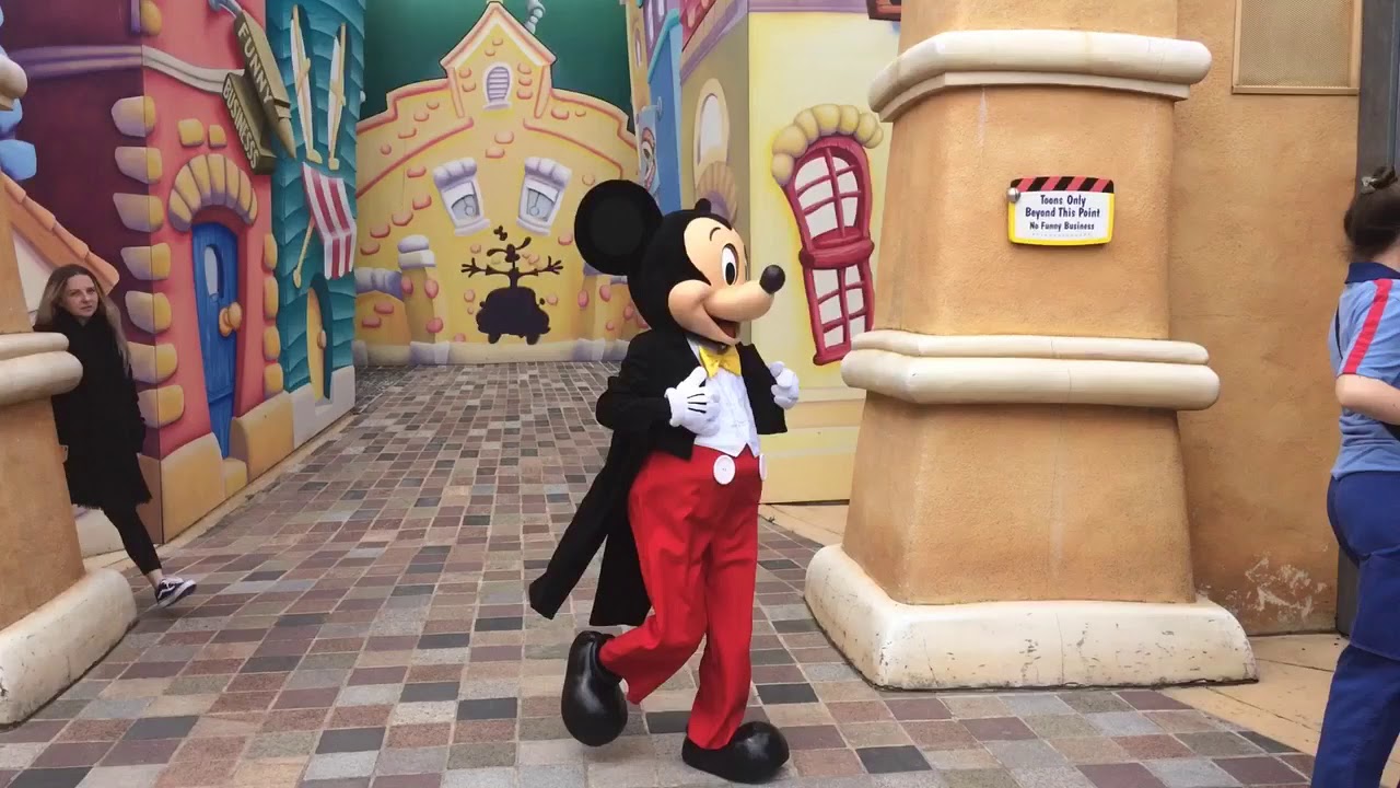 Mickey Mouse at Toon Studio - YouTube