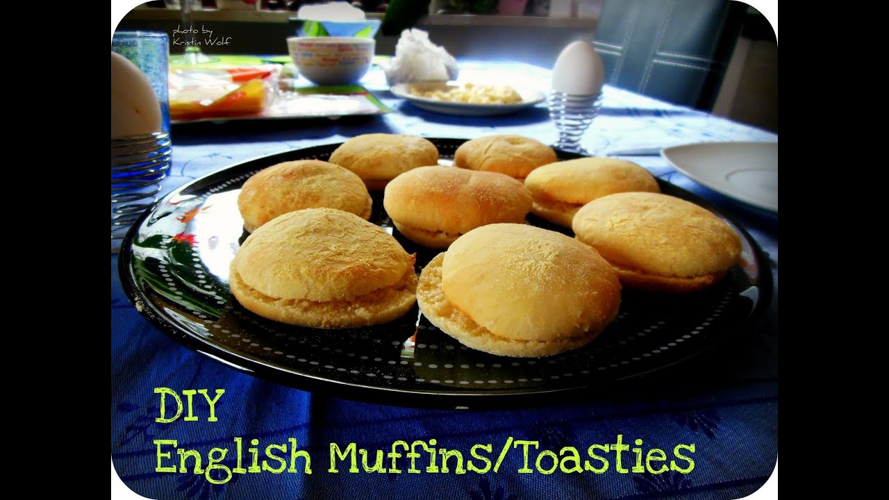DIY Toasties / English Muffins ! YUMMY ! - YouTube