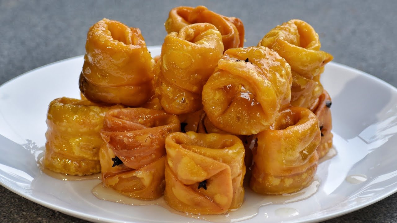 Labongo Lotika Recipe | Lobongo lotika | লবঙ্গ লতিকা | Bengali Sweet ...