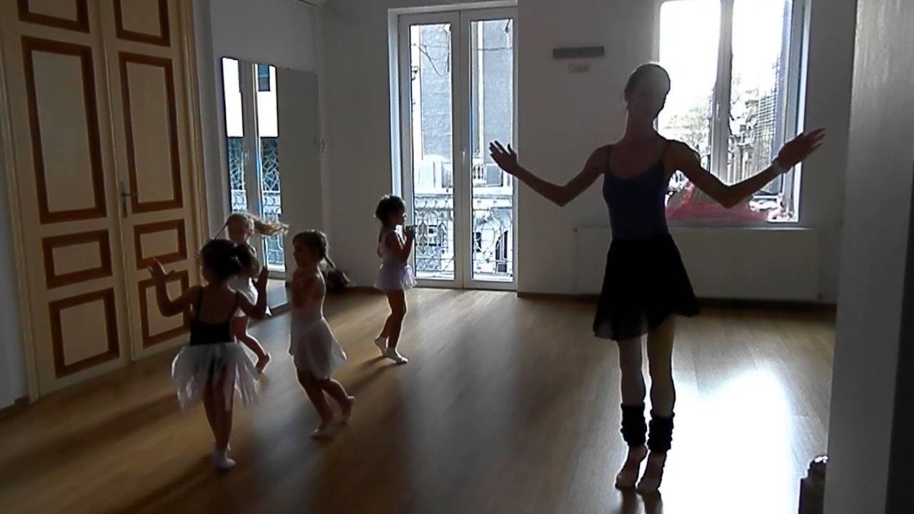 Balet copii - YouTube