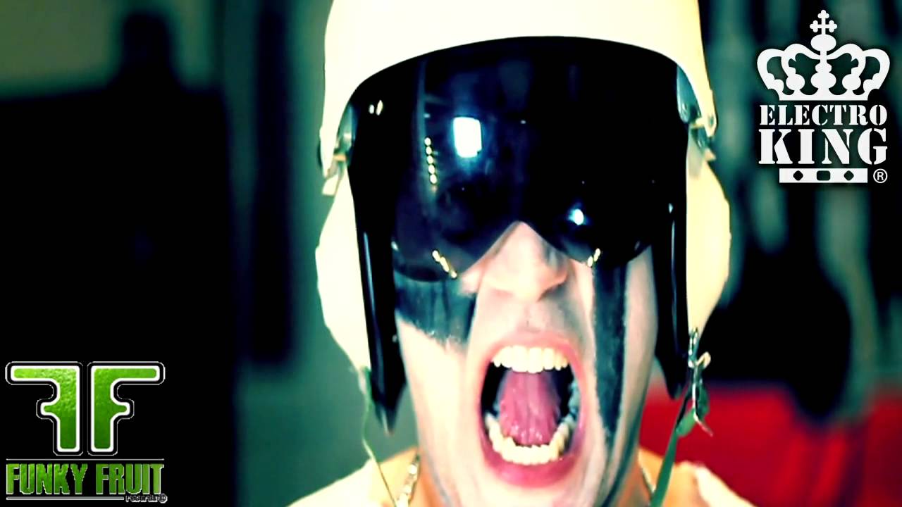 MAX ROBBERS VS. TONY WHITE - NO GOOD 3000 - YouTube