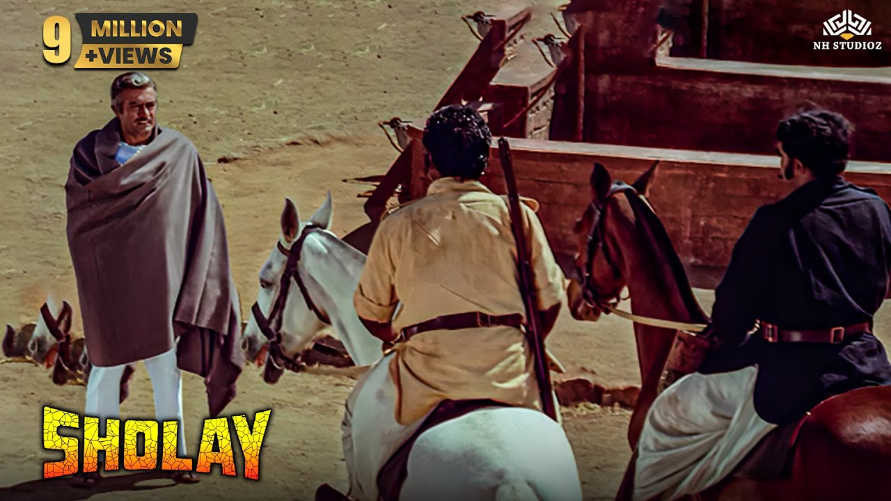 Sholay Iconic Fight Scene | ठाकुर ने गब्बर के आदमियों को दिया जवाब | 50 ...