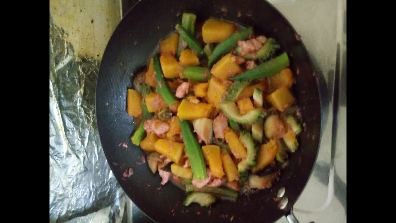 HOW TO COOKED CHICKEN PINAKBET MY OWN VERSION - YouTube