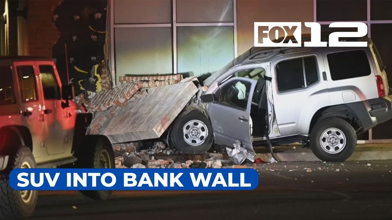Suv Drives Into Se Portland Bank Wall Youtube