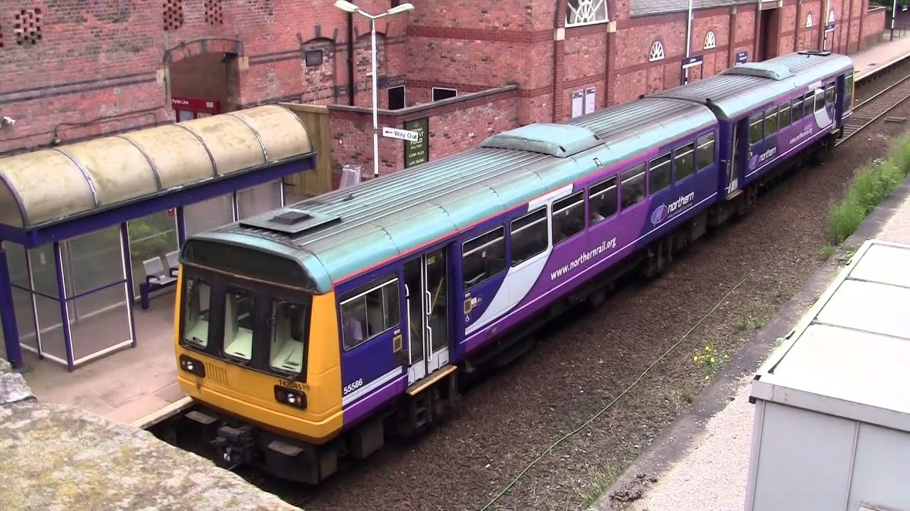 Lytham Railway Station - Monday 14th July 2014 - YouTube