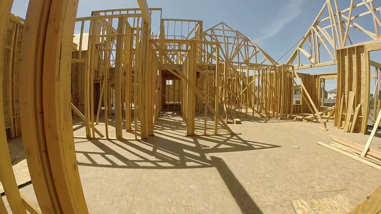 Framing with bonus room - YouTube
