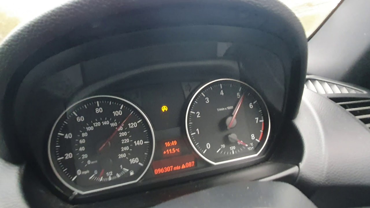 N54 135i rb turbos port meth at 32psi - YouTube