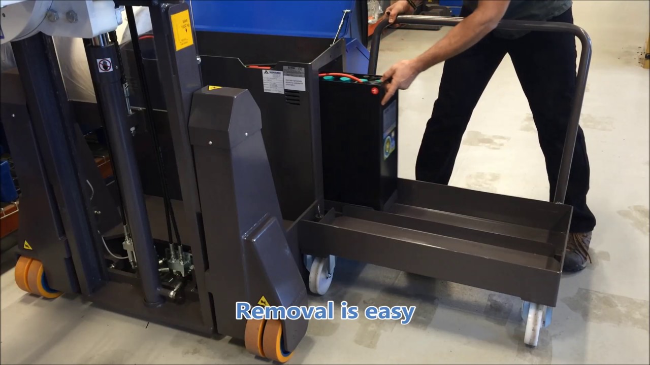 Easy Change Traction Battery Cart - YouTube