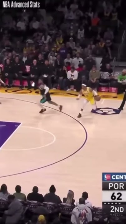 Russell Westbrook step back buzzer beater‼️ #shorts #short - YouTube