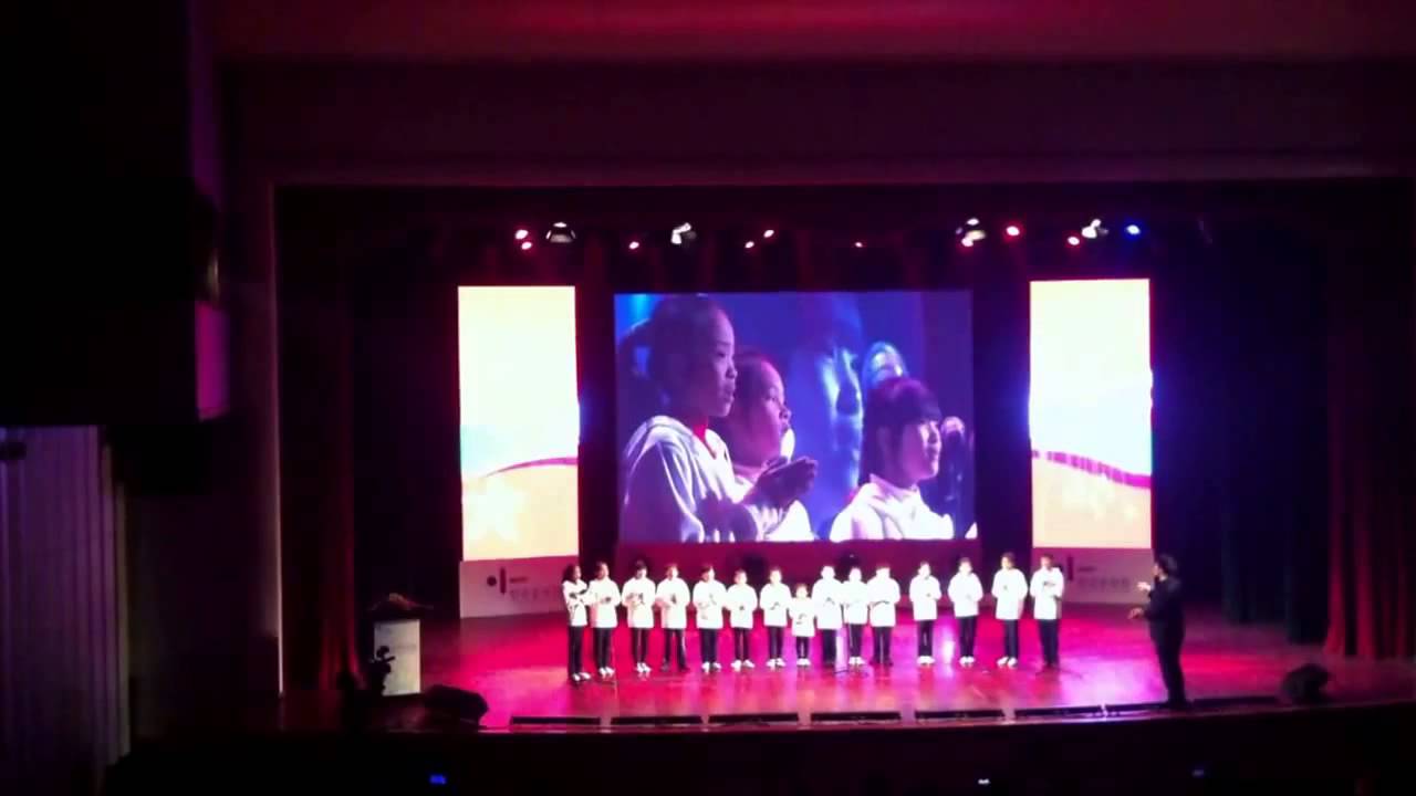 [Miracle Choir] Silent Night - YouTube