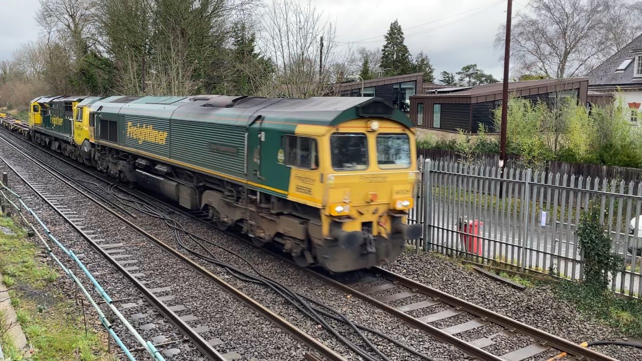 Class 66 + 70 | 66506 ‘Crewe Regeneration’ + 70020 | Freightliner - YouTube