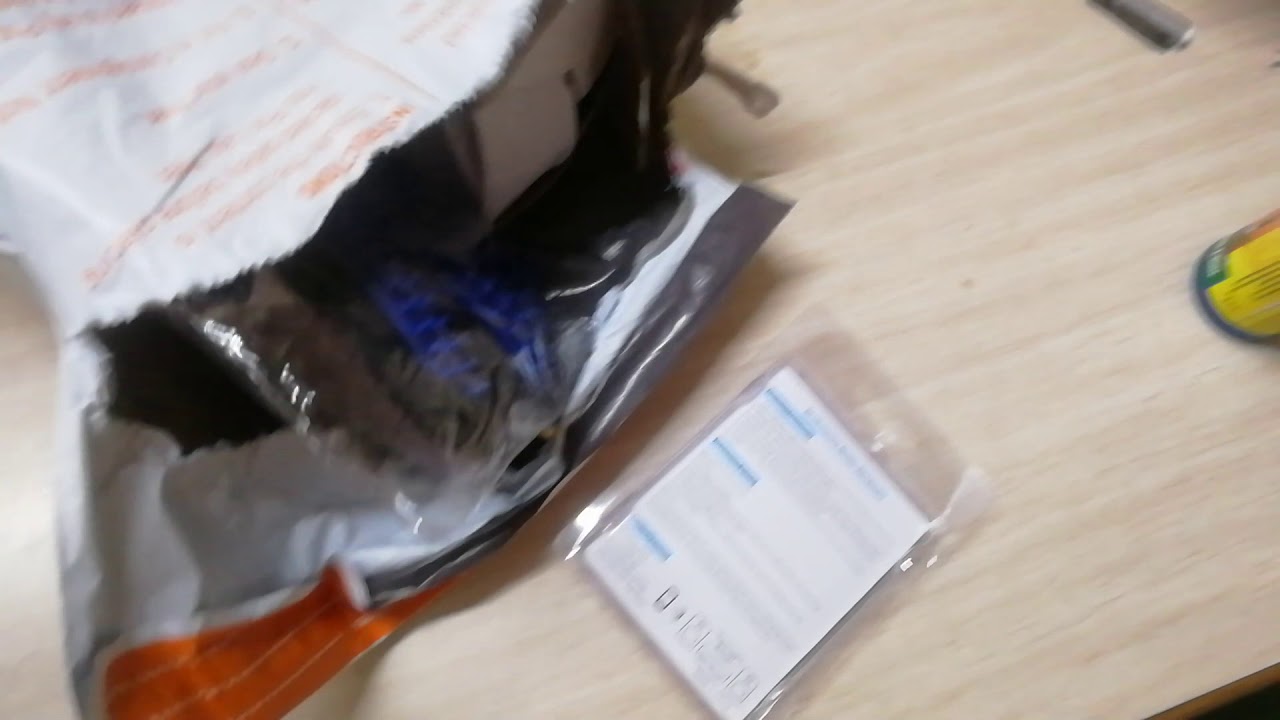 package without any protection 完全沒有包裝好的包裹 - YouTube