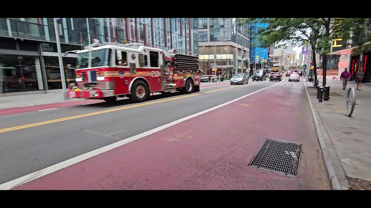 FDNY Engine 210 Passing By In Brooklyn Heights, Brooklyn, New York City ...