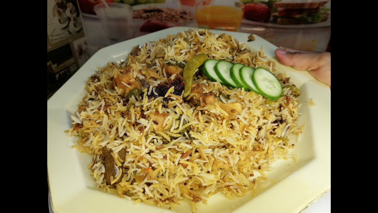 KACHE GOSHT KI BIRYANI - YouTube