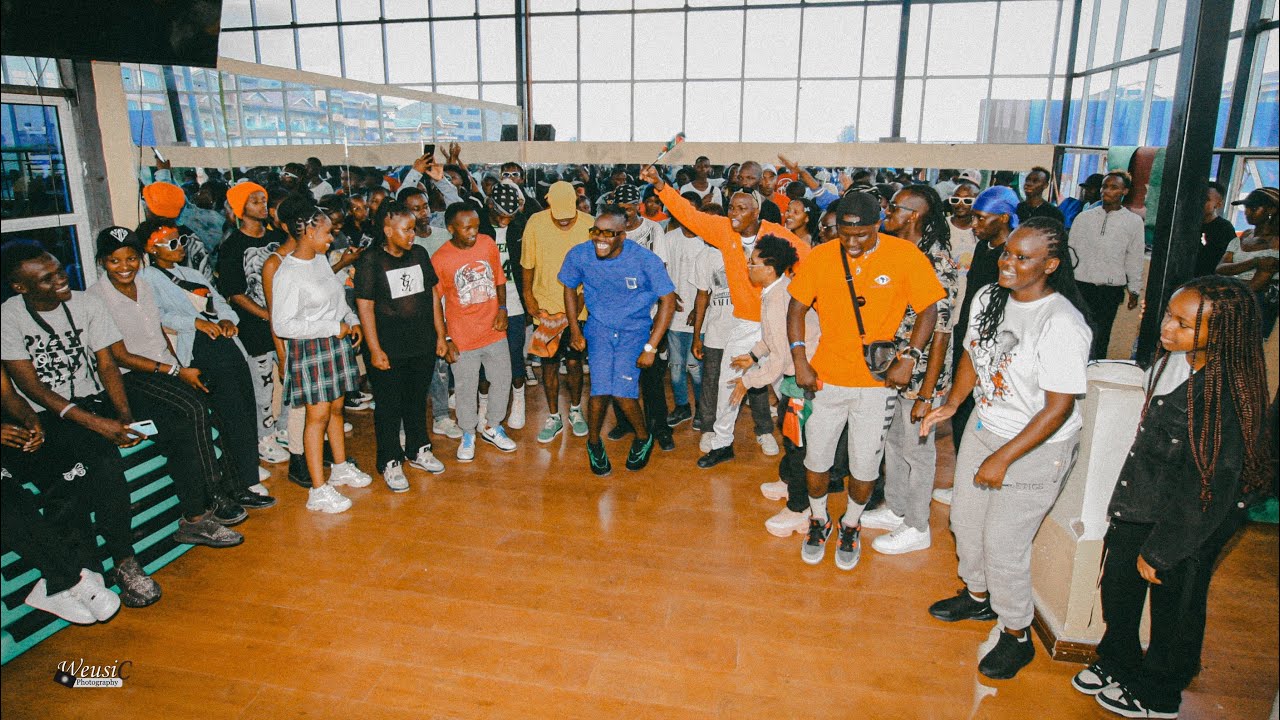 Dayoo Tz _ Huu Mwaka . Afro VYBZ Kenya official dance class by Afro ...