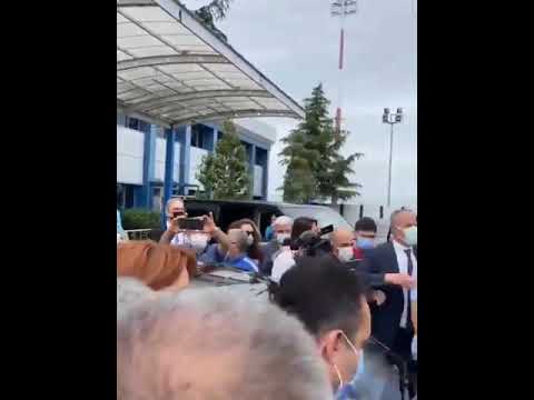 #Trabzon'da Cumhurbaşkanı #MERAL AKŞENER Tezahüratları ile karşılaşdı.