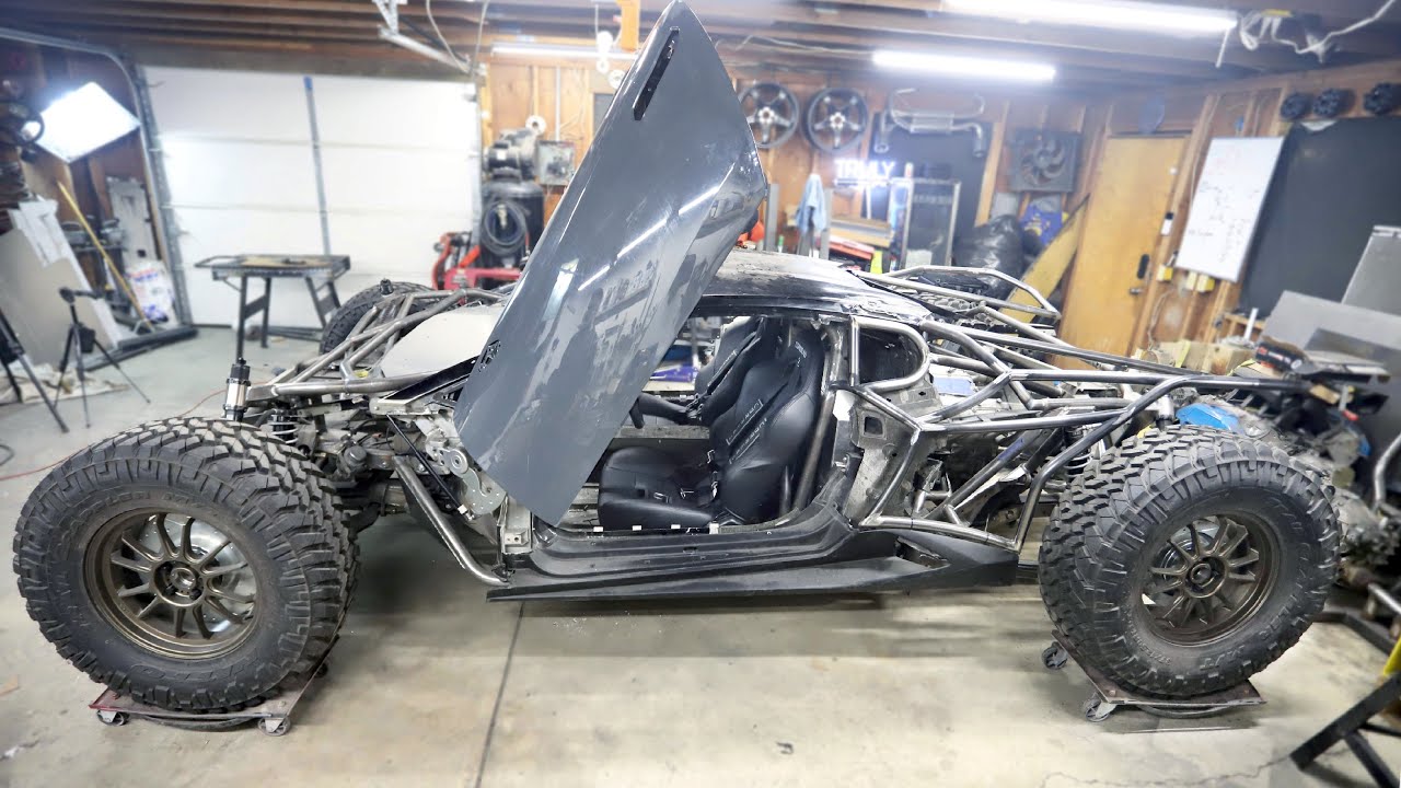 Off-Road Lamborghini Huracan gets Racing Seats and Harnesses Installed ...