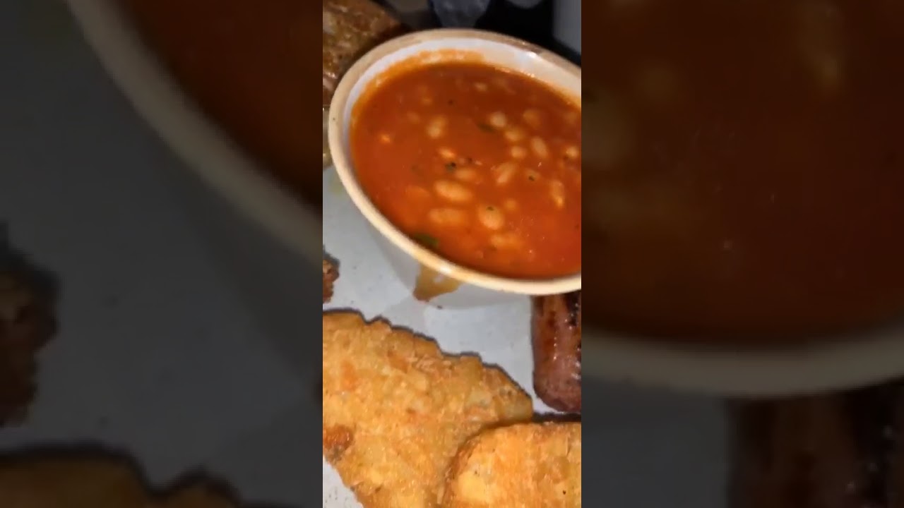 Morning English breakfast at Ladana Cafe - YouTube