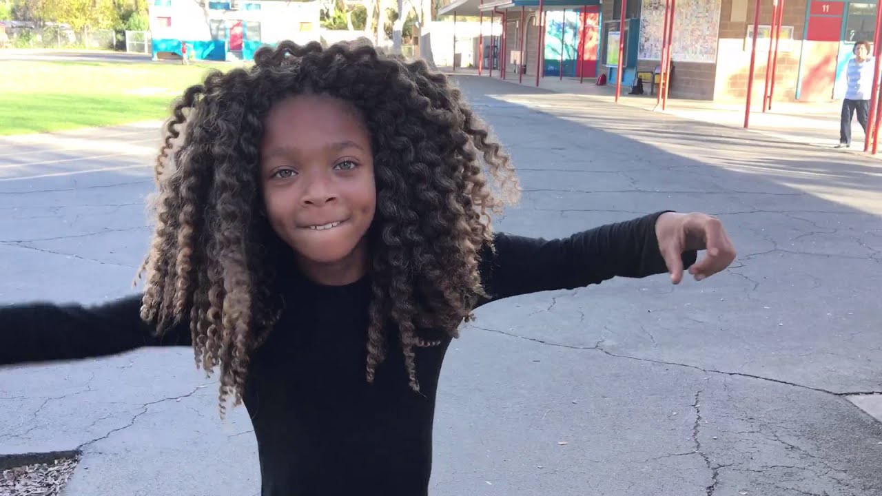 Gabriella Gucci of the It Girlz does push-ups - YouTube